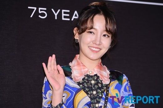 [방송]윤하는 운 좋은 역주행 가수가 아니다↑[UP&DOWN리포트] | YTN