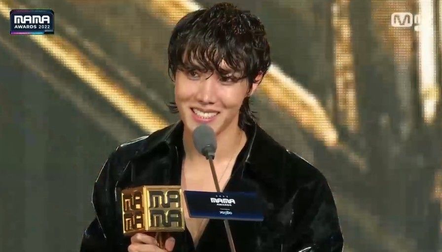 [방송]‘2022 MAMA’ 어차피 대상은 방탄소년단→아이브, 대상·신인상 동시석권[종합] | YTN