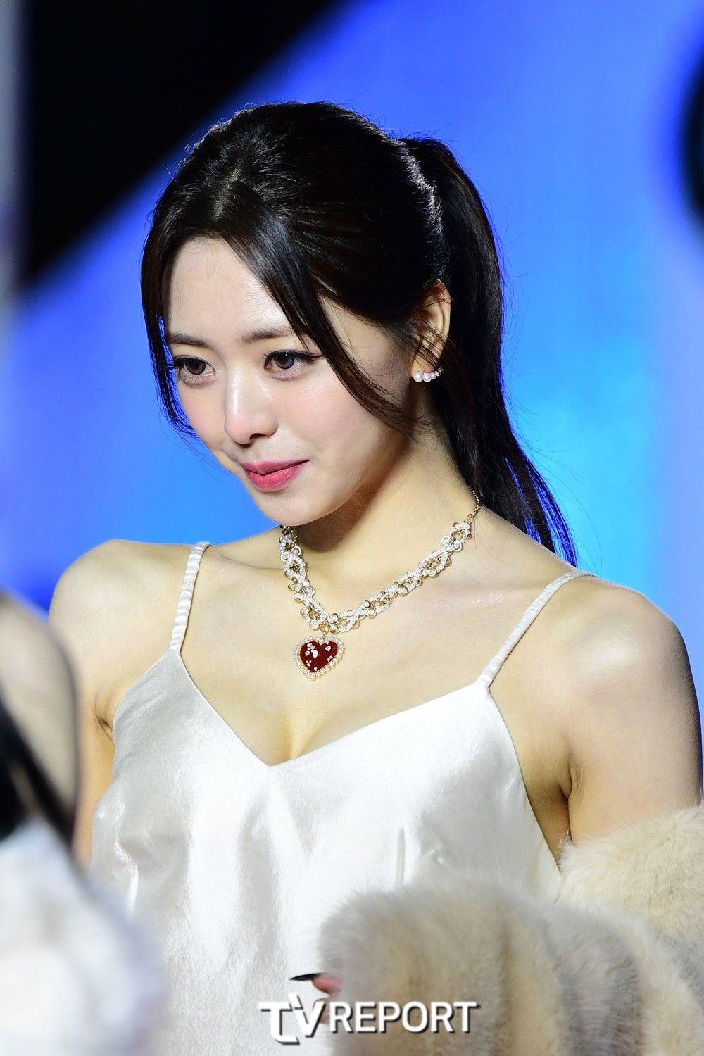 [방송][T포토] 유나 '빛나는 쇄골' | YTN