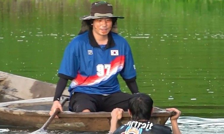 [방송]'태계일주' 기안84, 아마존강에서 맨몸 수영 "악어는 없겠지?" | YTN