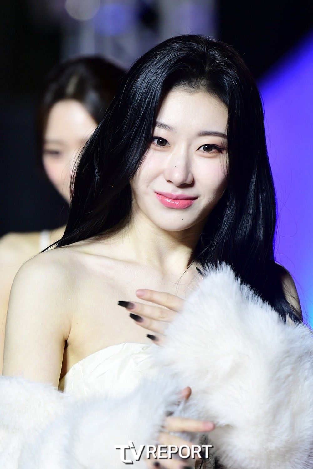 [방송][T포토] 채령 '반짝이는 피부' | YTN