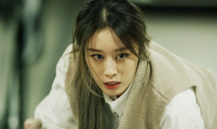 [영화]'강남좀비' 새신부 박지연 스틸 공개 "살아서 나가요" | YTN