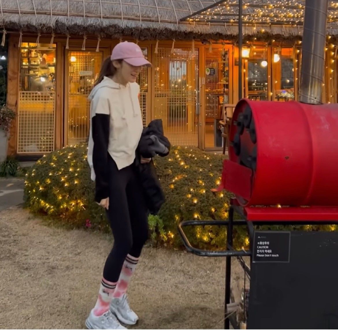 [방송]'임창정♥' 서하얀, 176cm의 레깅스핏은 역시 달라.. 늘씬 몸매 눈길 | YTN