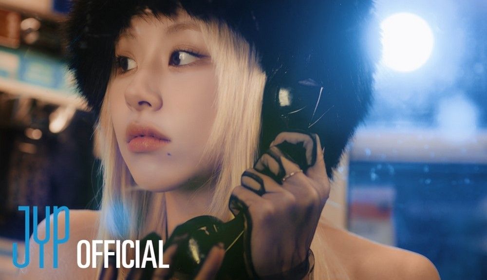 [음악]썸남 전화 기다리는 트와이스...신곡 MV 티저 눈길 | YTN