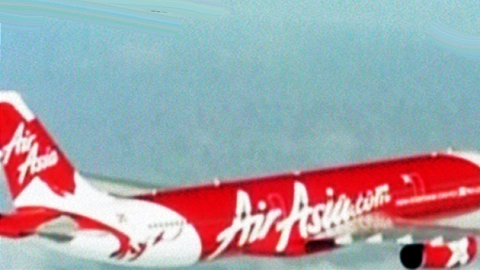 [영어뉴스]Search for missing AirAsia flight continues | YTN